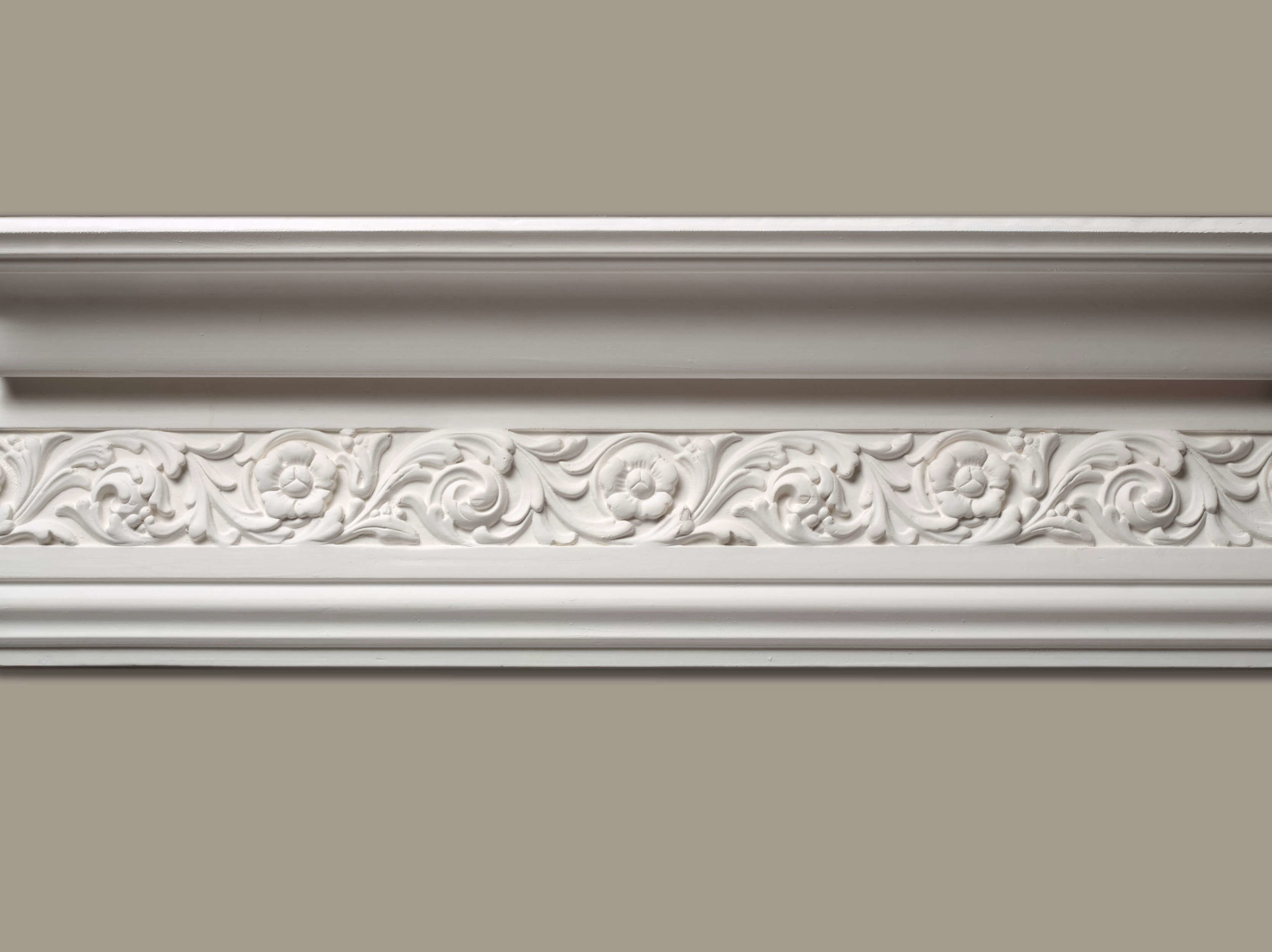 Victorian flower plate cornice - Fine Art Mouldings