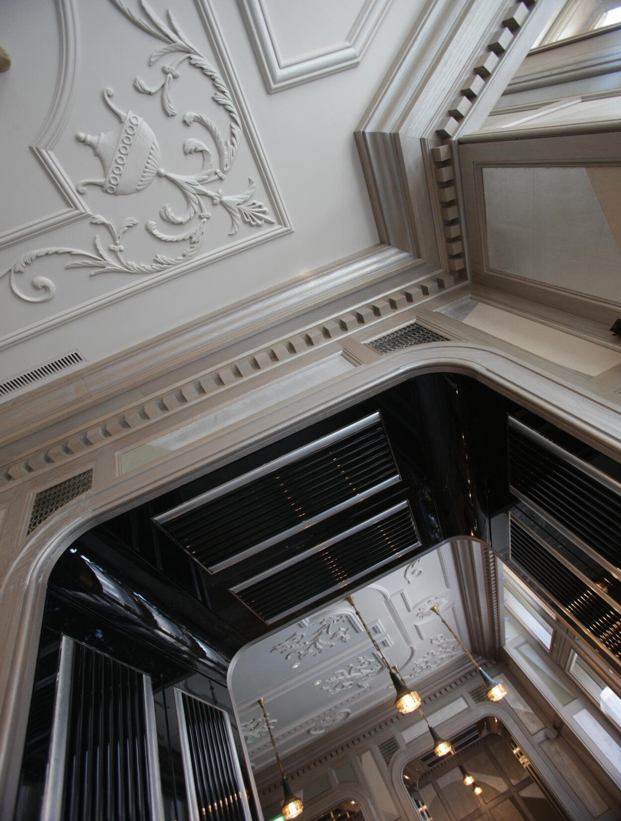 Sculptural Plaster Ceilings at The Connaught Bar, London